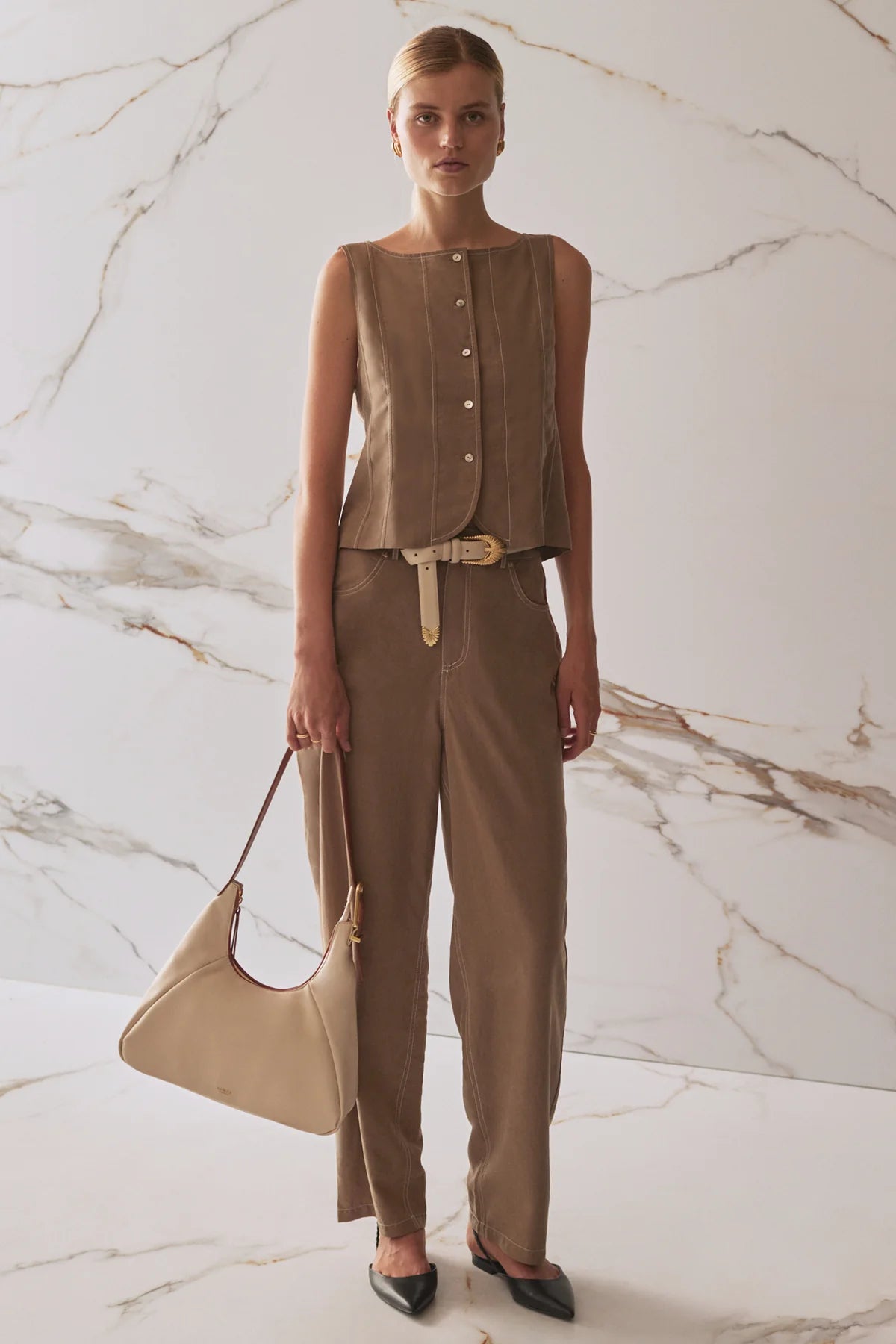 Klara Vest - Laurel Oak – cloth.IN BRICK